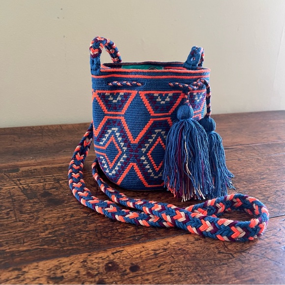 Wayuu Tribe | Bags | Tejeduria Mochila Wayuu Handmade Small ...